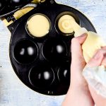 How to Make Cake Pops with Cake Mix - In the Kitch