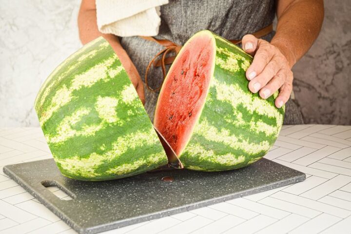 How to Slice Watermelon 3 Ways: Triangles, Cubes & Sticks - In the Kitch