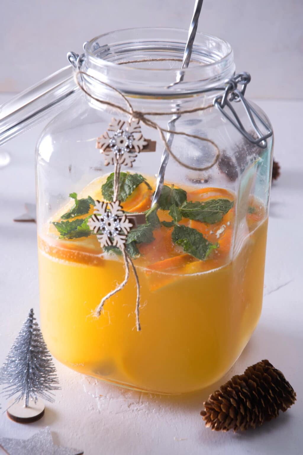 Christmas Morning Punch - In the Kitch