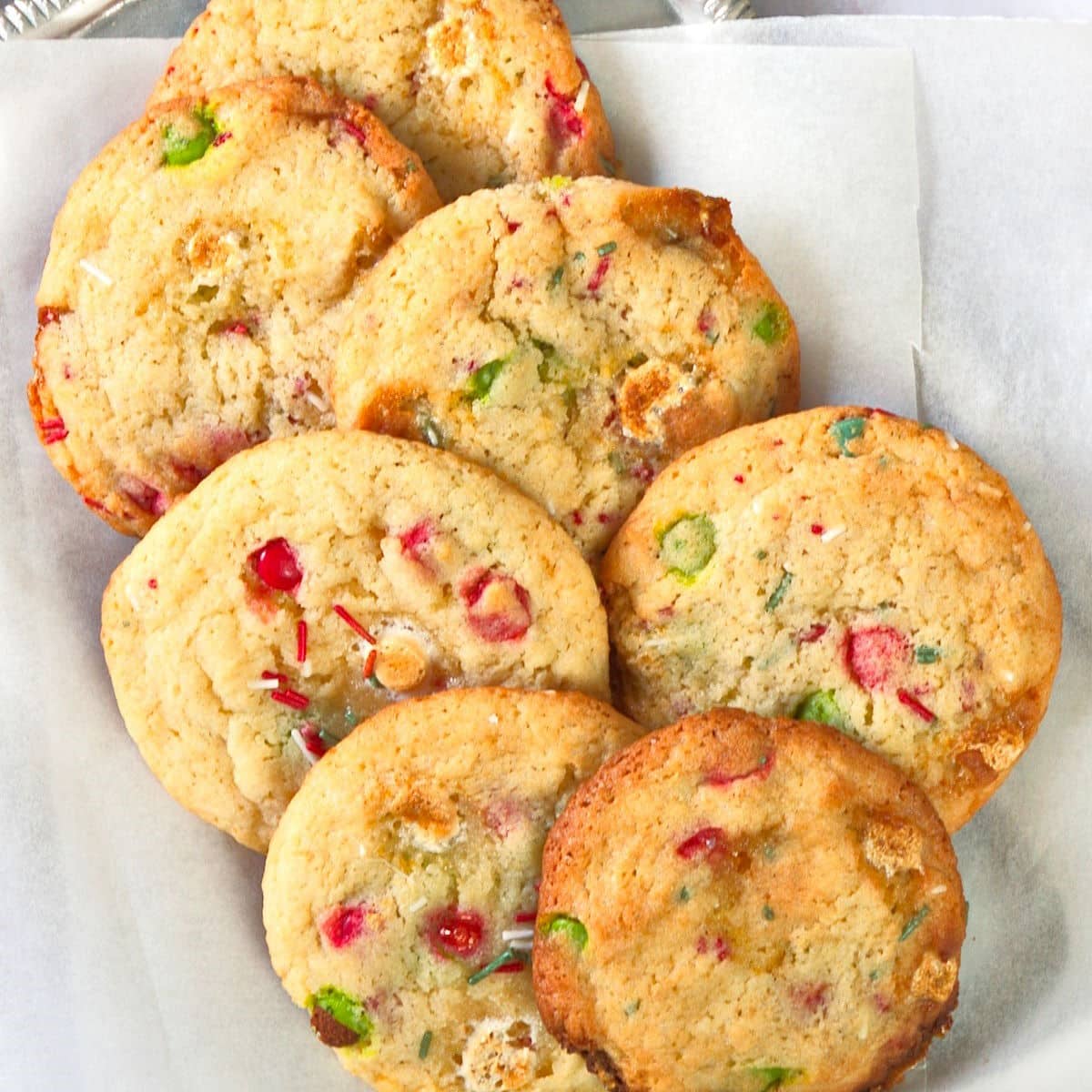 Easy Homemade Christmas Cookies - In the Kitch