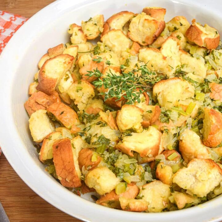 How to Make Stuffing From Scratch - In the Kitch