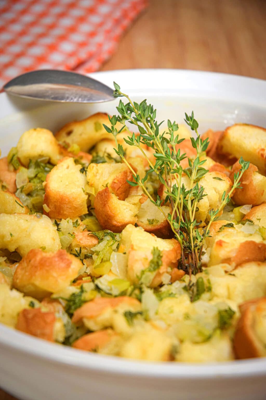 How to Make Stuffing From Scratch - In the Kitch