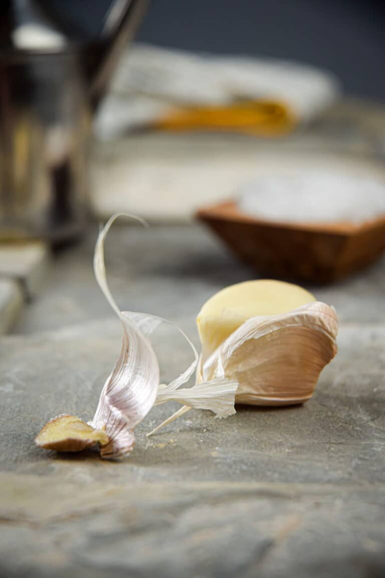 How to Roast Garlic in the Oven (Cloves, Bulbs + in Foil) - In the Kitch