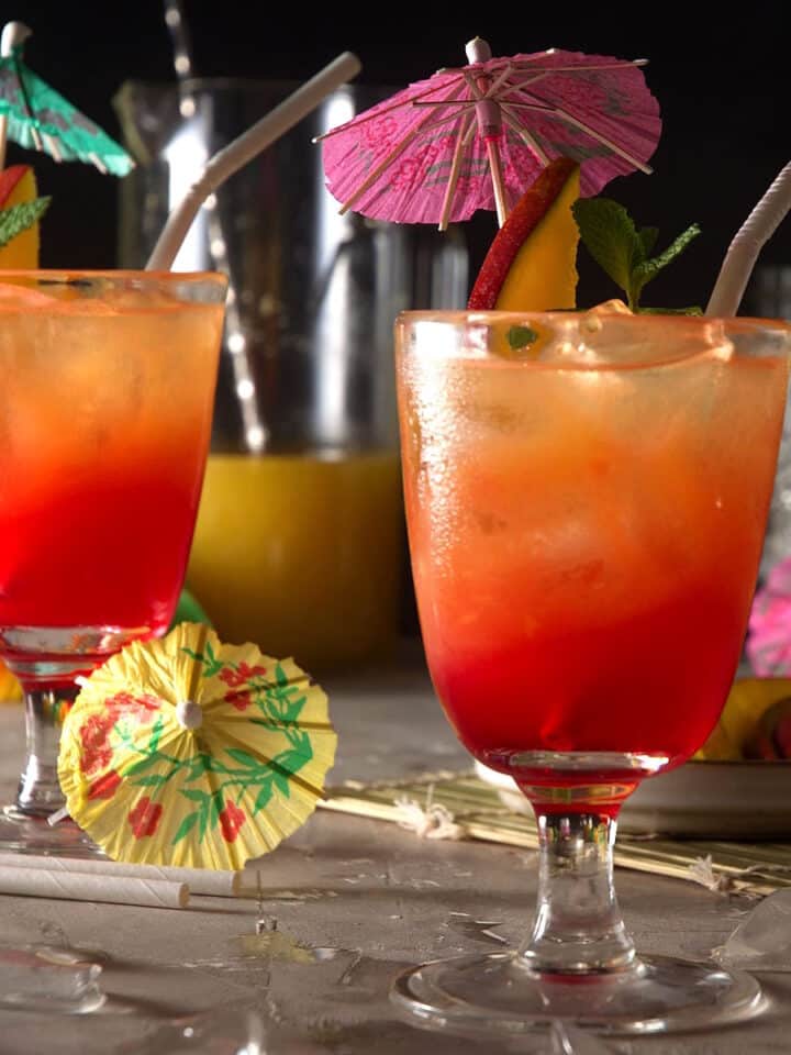 Hibiscus Tea Cosmo - In the Kitch