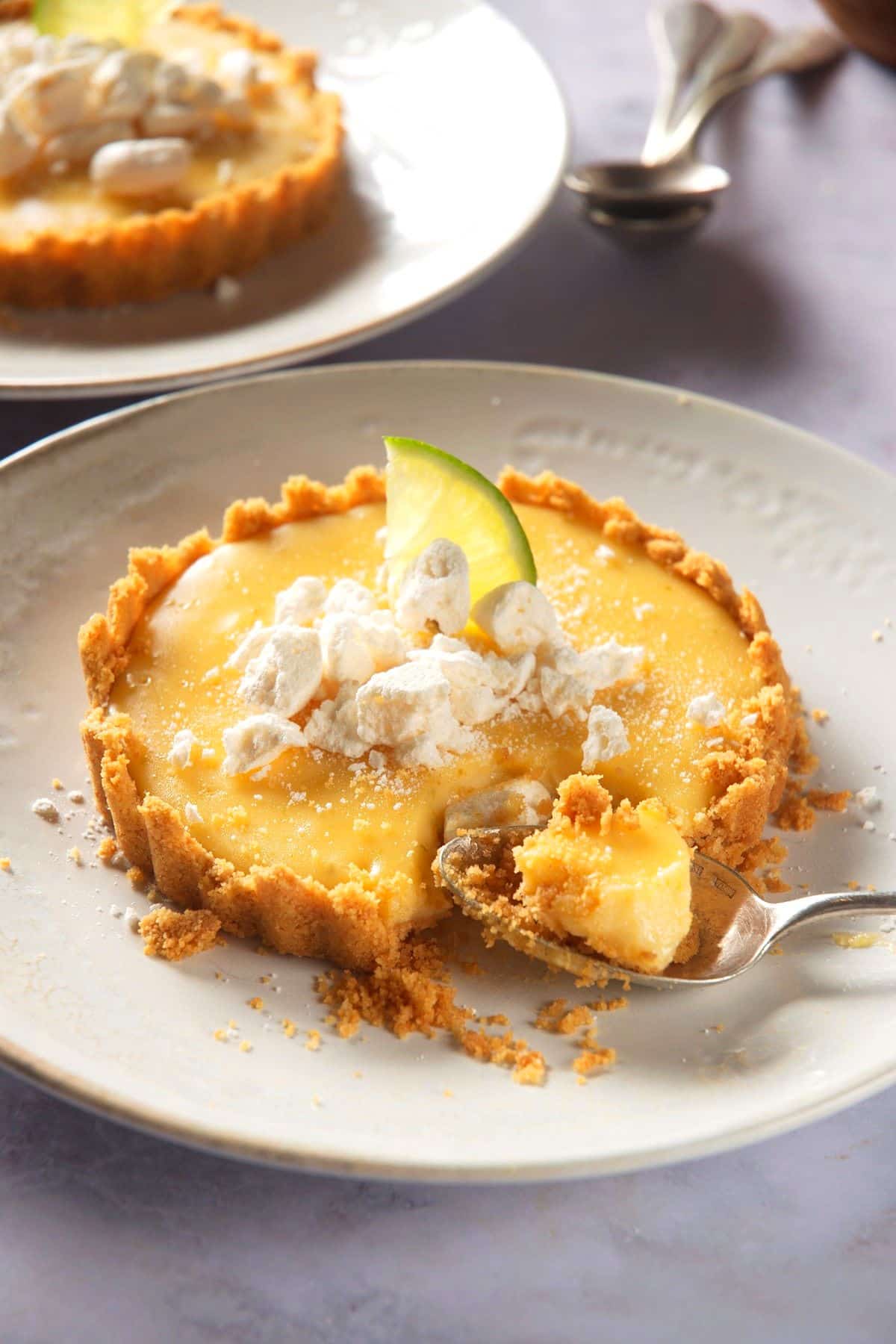 Electric Skillet Mini Key Lime Pies - In the Kitch