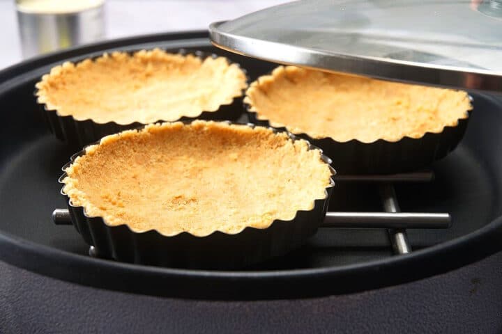 Electric Skillet Mini Key Lime Pies - In the Kitch