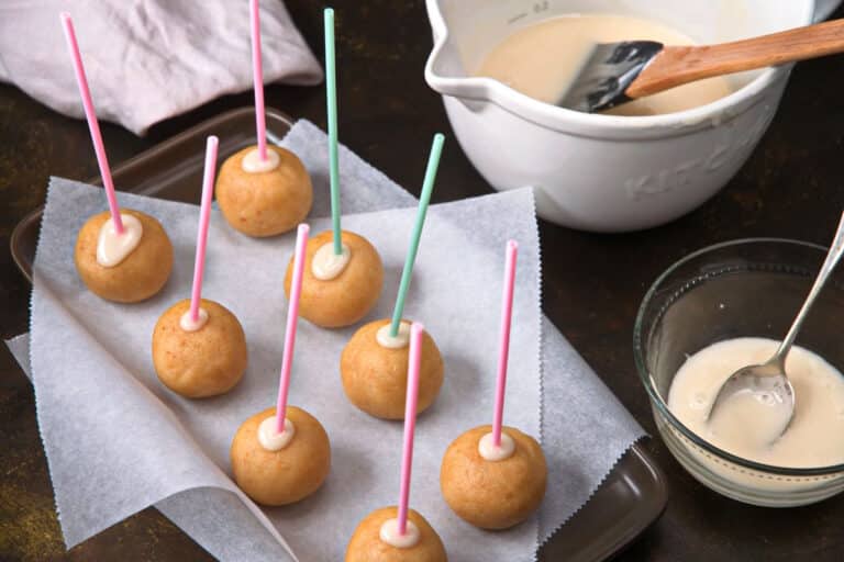 Cake Pop Frosting & Coating - In the Kitch